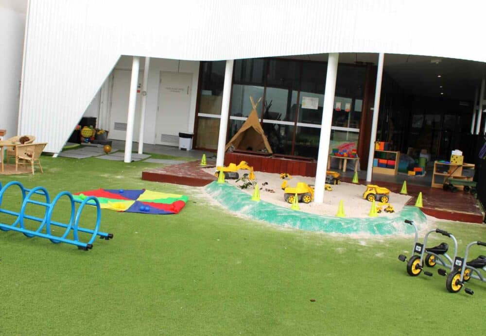 Springfield Southern Cross Circuit Childcare Centres, Daycare at Guardian